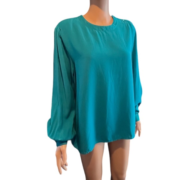 Southern Lady | Tops | Southern Lady Vintage Buttonshoulder Long Sleeve ...